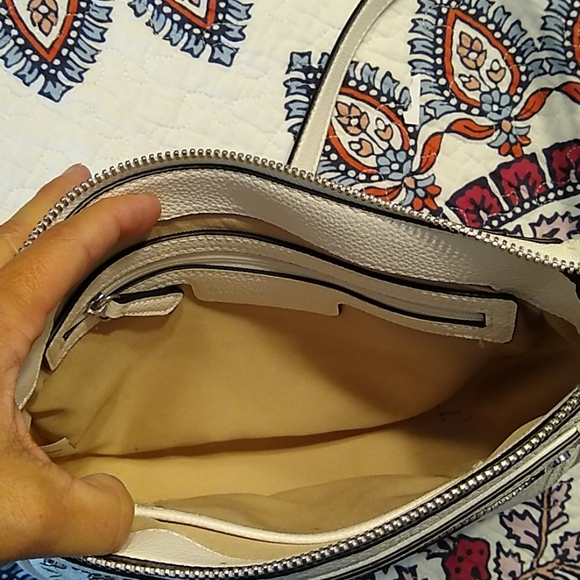Dana Buchman | Bags | Look Dana Buchman Adorable Crossbody | Poshmark